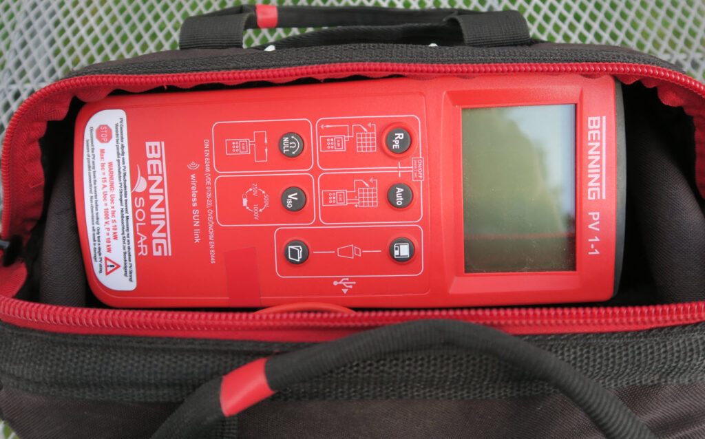 Isolationsfehler an PV-Anlagen systematisch finden - pvBuero